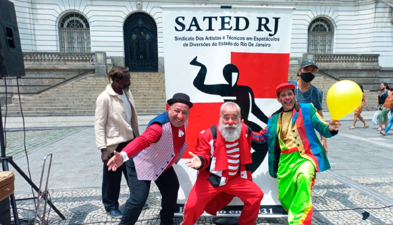 O Sated Rj homenageou o dia do palhaço com uma apresentação de rua ...